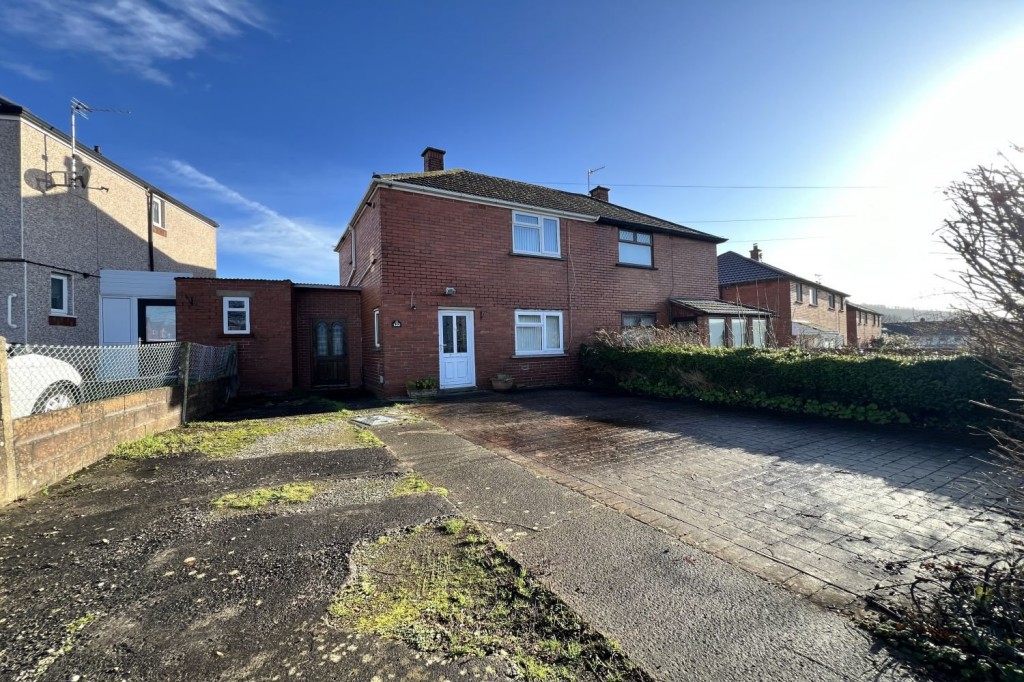 Old Barn Way, Abergavenny, Monmouthshire, 3 bedroom, Semi-Detached House